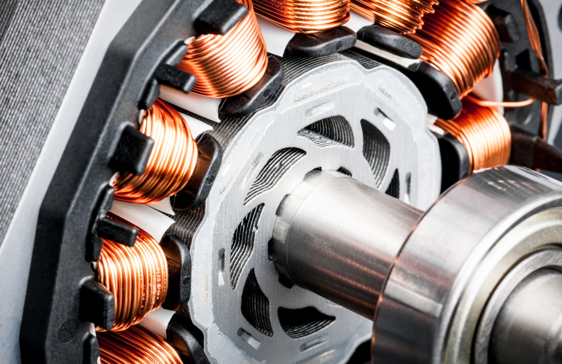Electric Motor Types in EVs: What Powers Scooters and Cars in India ...